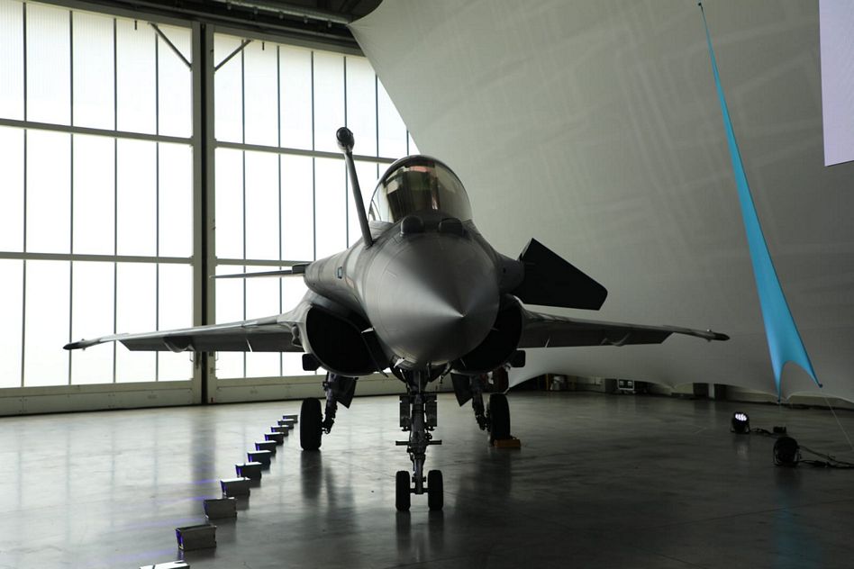 Η Πολεμική Αεροπορία παρέλαβε το τέταρτο Rafale F-3R | Ereunitiko